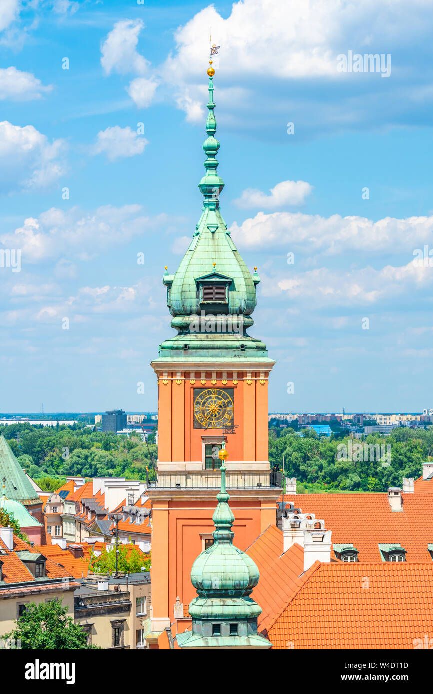 WARSAW, POLAND - JULY 19, 2019: The Royal Castle in the Castle Square ...