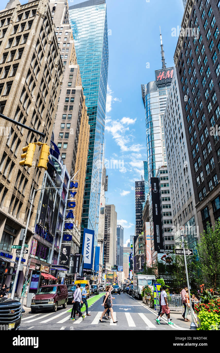 Broadway junction hi-res stock photography and images - Alamy