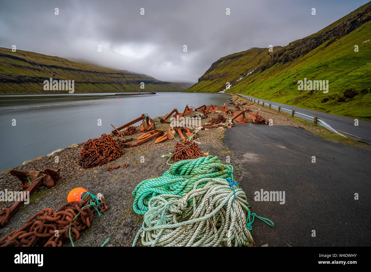 Anchors in a row hi-res stock photography and images - Alamy