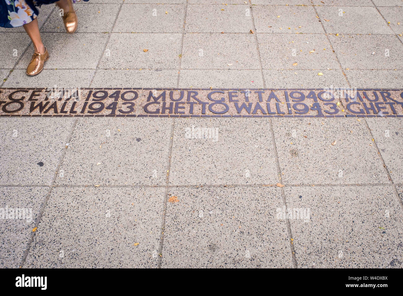 Deporting jews hi-res stock photography and images - Alamy