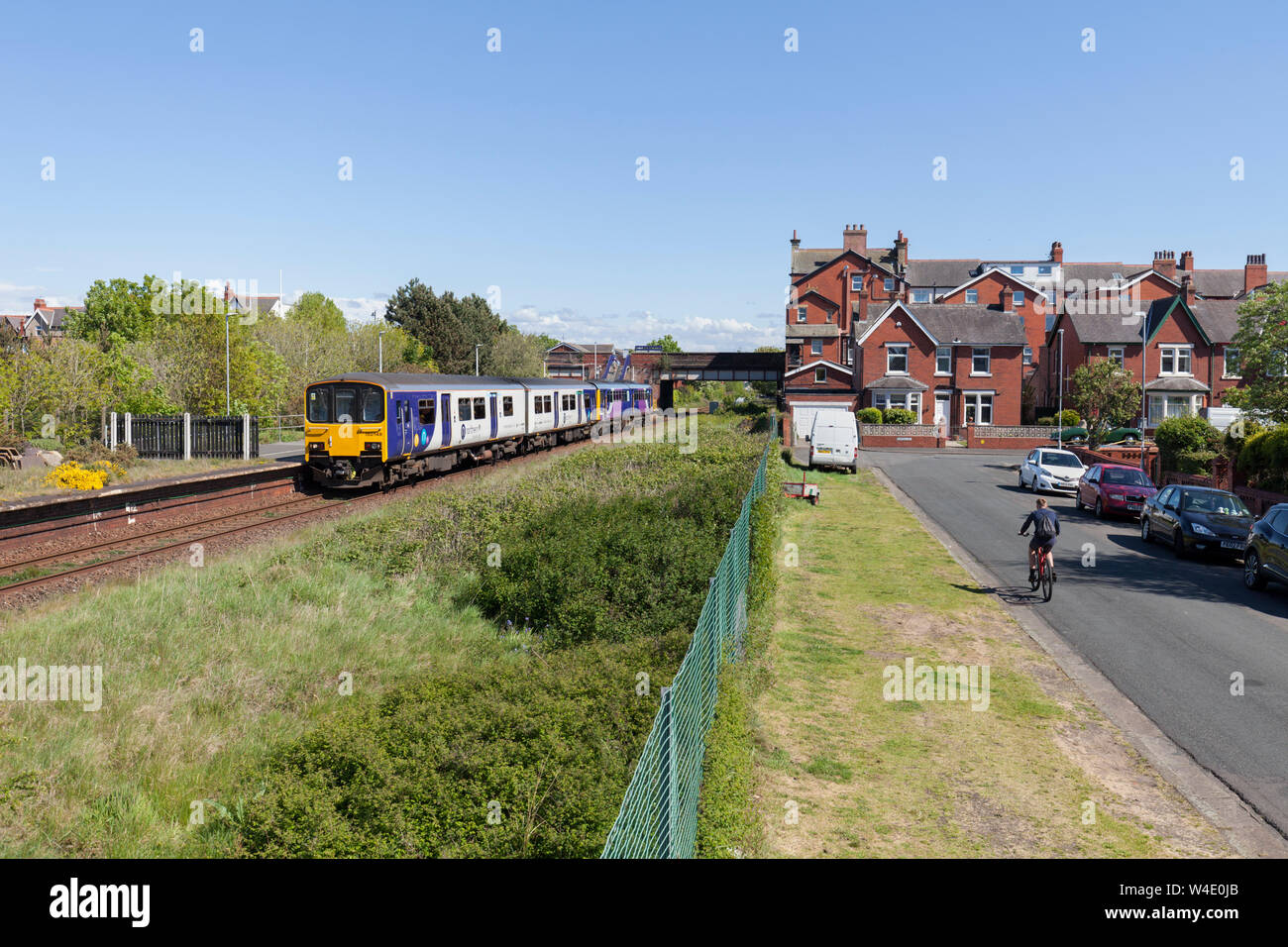 Arriva Northern Rail class 150 sprinter + 142 pacer trains call at Ansdell & Fairhaven railway ...