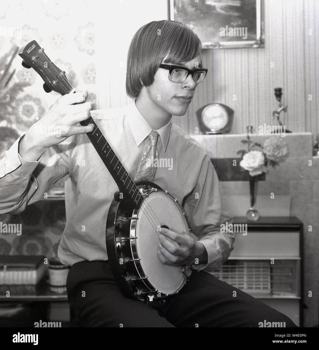 Sitting room 1970s hi-res stock photography and images - Alamy