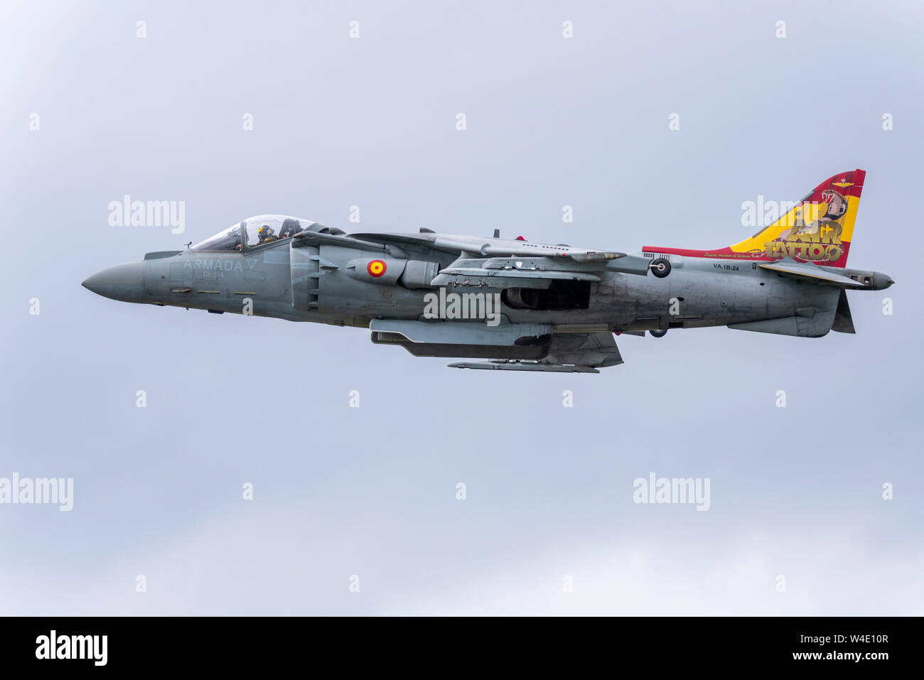 Royal navy harrier jet aircraft hi-res stock photography and images - Alamy