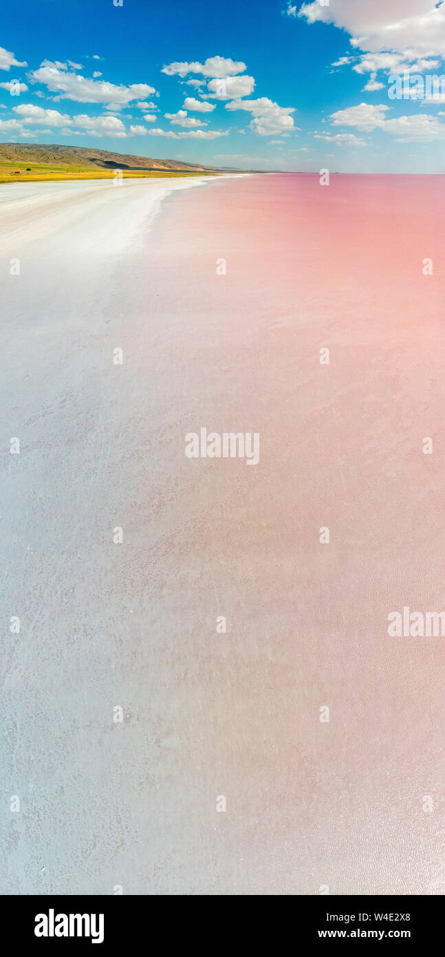 Aerial tuz gölü pink salt hi-res stock photography and images - Alamy