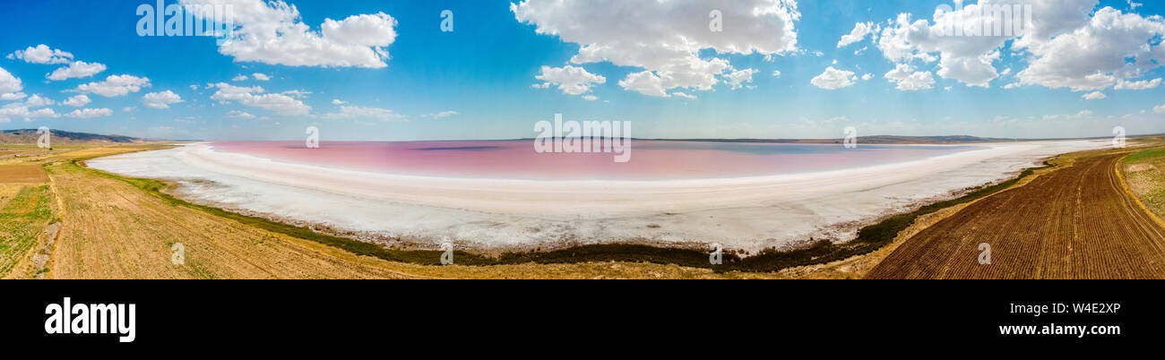 Aerial tuz gölü pink salt hi-res stock photography and images - Alamy