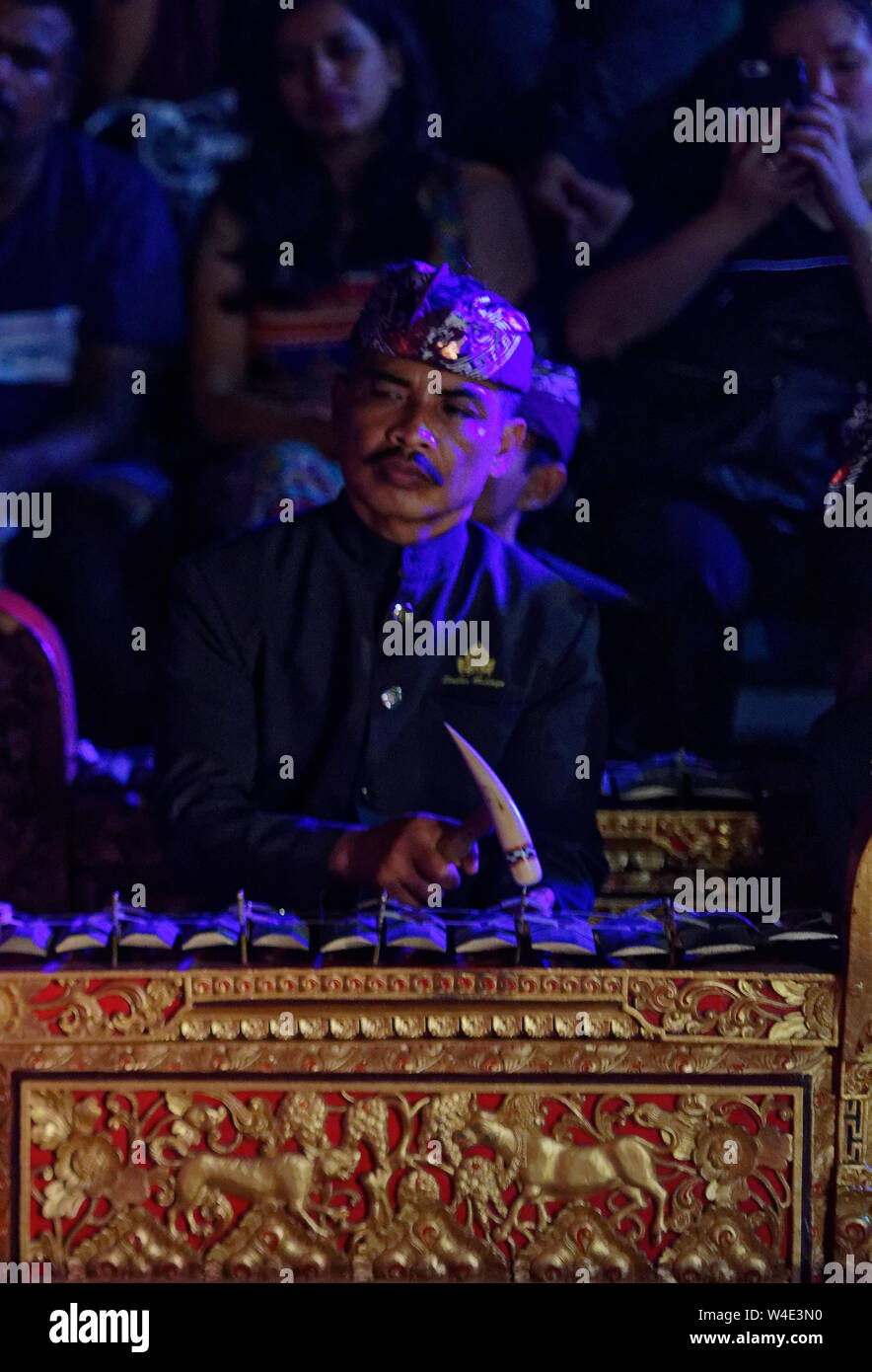 Gamelan xylophone hi-res stock photography and images - Alamy