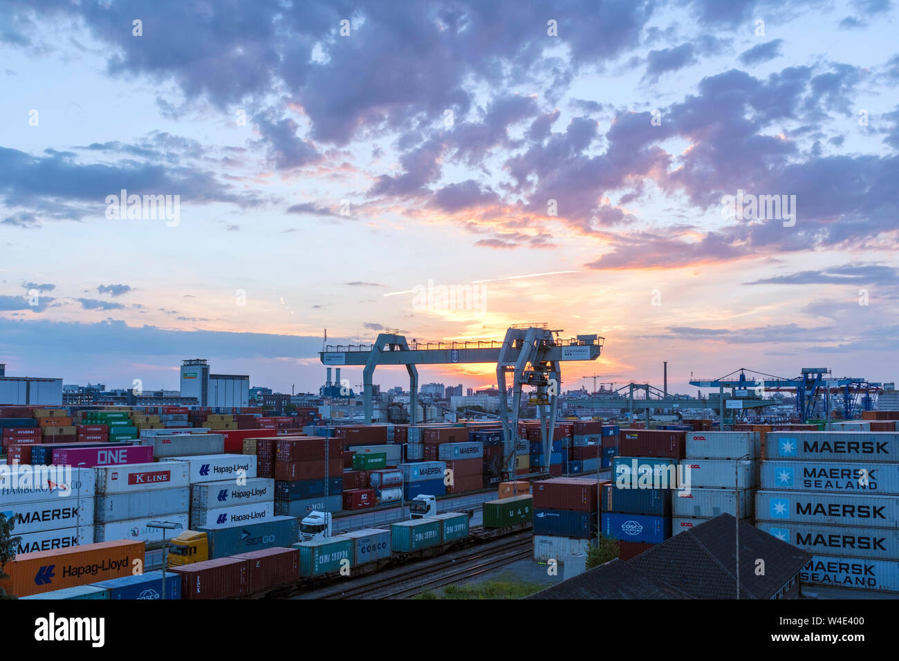 Handelshafen hi-res stock photography and images - Alamy