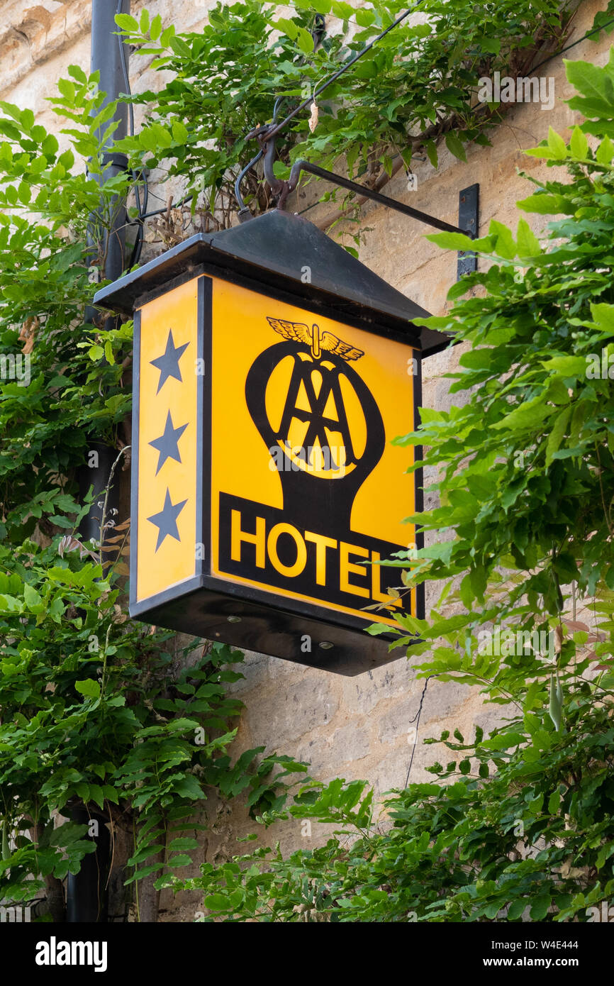 Vintage aa hotel sign hi-res stock photography and images - Alamy