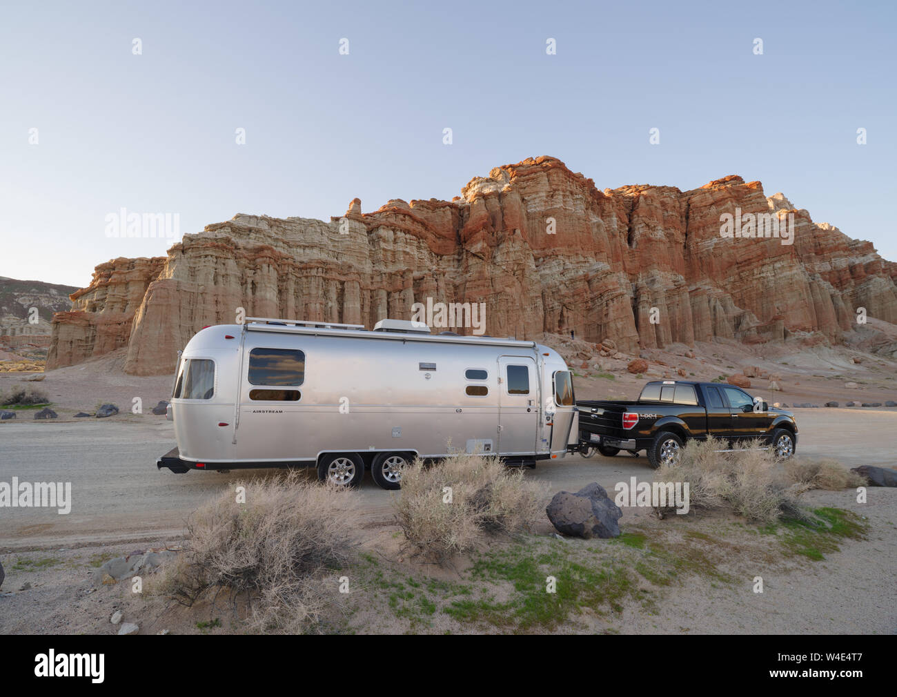 Trailer desert hi-res stock photography and images - Alamy