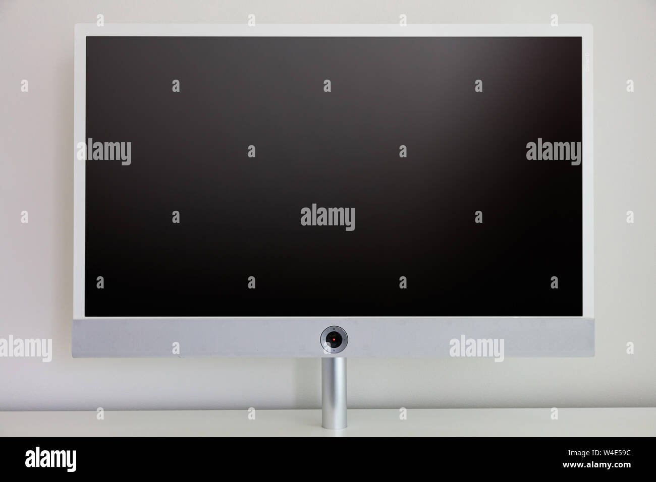 Blank television wall hi-res stock photography and images - Alamy