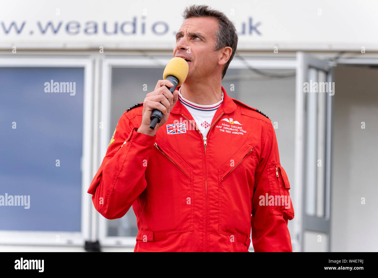 Airshow commentator hi-res stock photography and images - Alamy