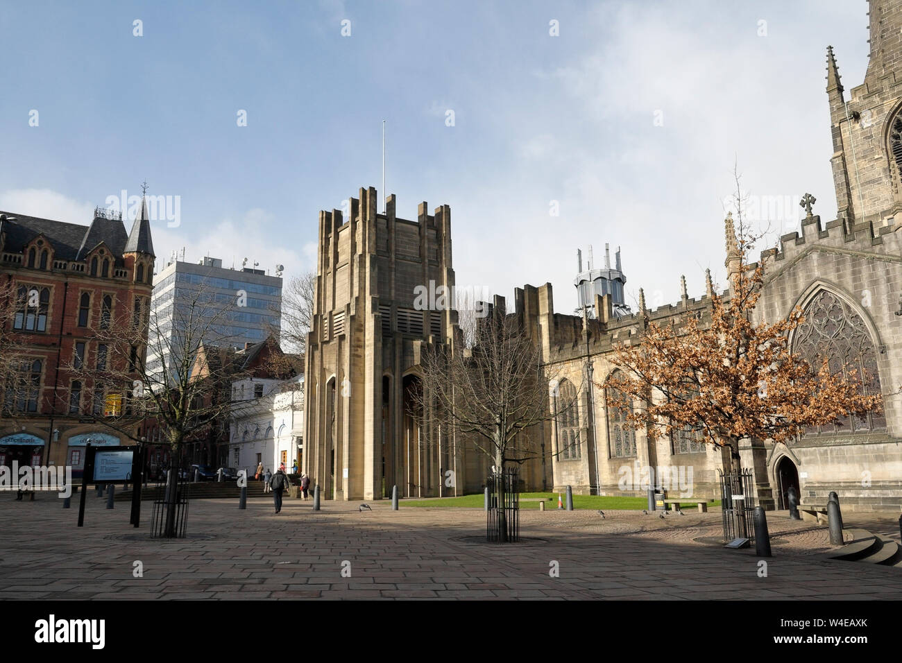 Sheffield cathedral church hi-res stock photography and images - Alamy