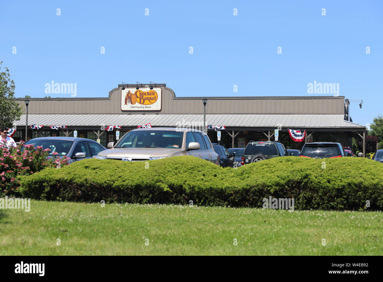 Old red cracker image hi-res stock photography and images - Alamy