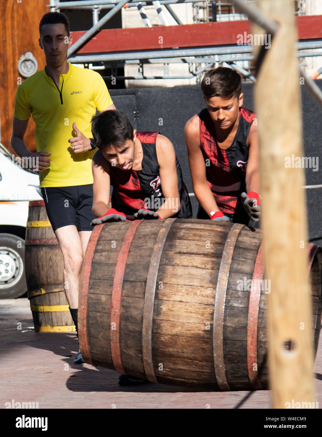 Barrel run montepulciano hi-res stock photography and images - Alamy