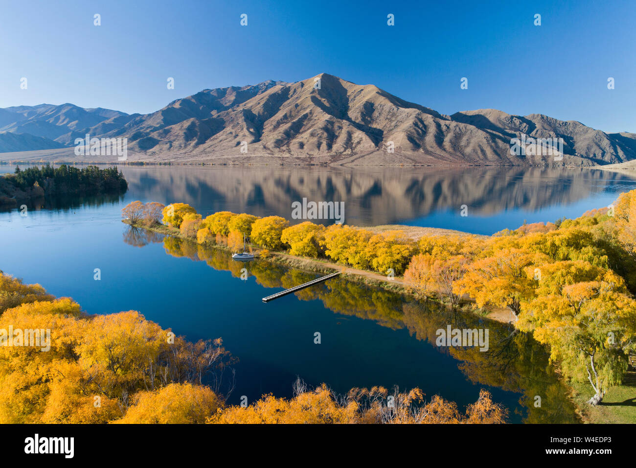 Valley cutting hi-res stock photography and images - Alamy