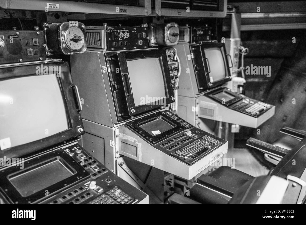 Tomahawk missile launch hi-res stock photography and images - Alamy