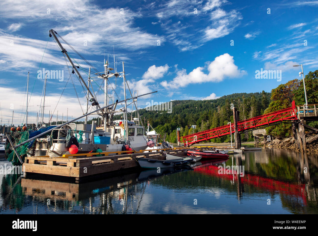 Marina boats ganges harbour hi-res stock photography and images - Alamy