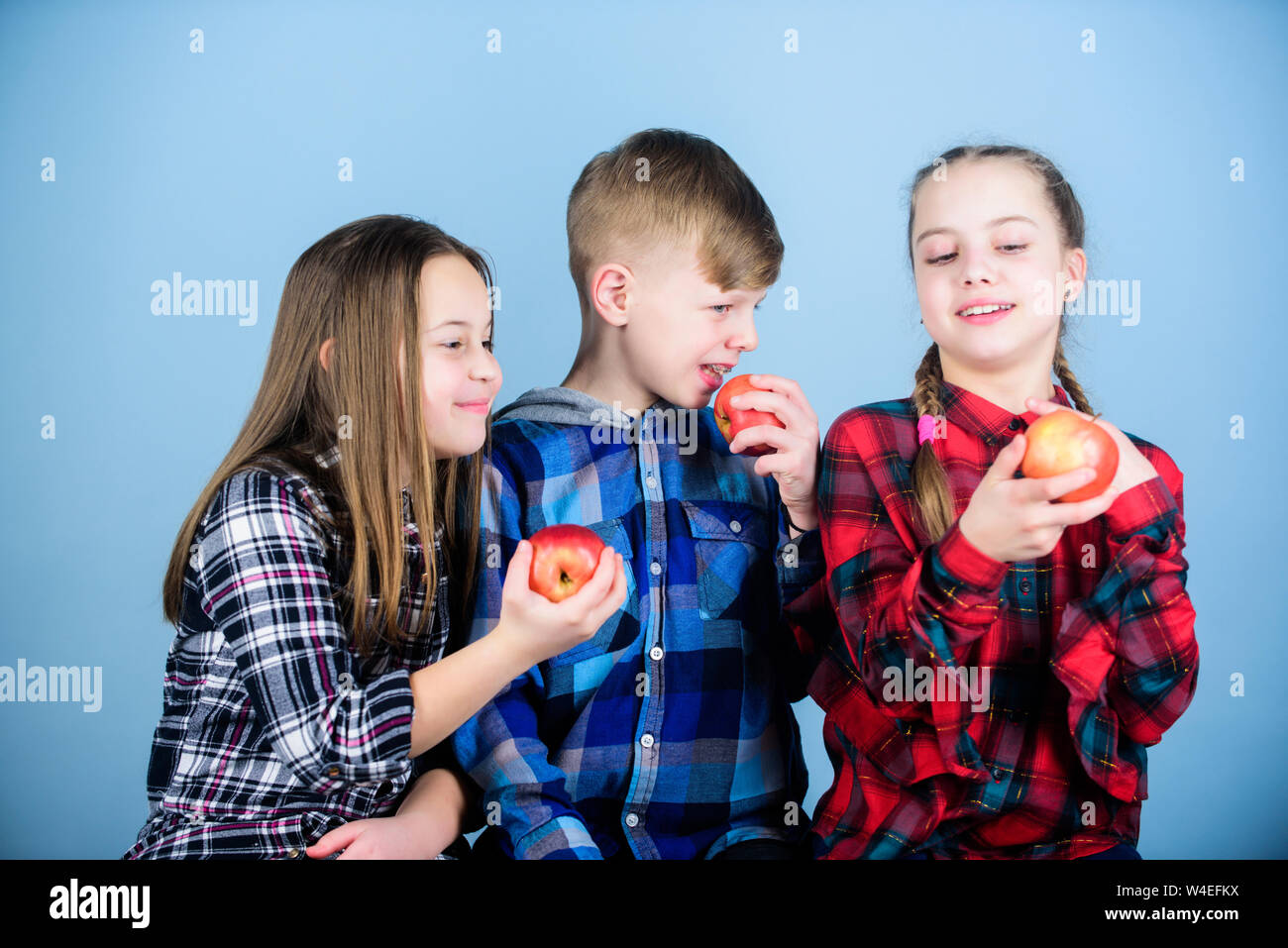 Teens with healthy snack. Healthy dieting and vitamin nutrition. Eat ...