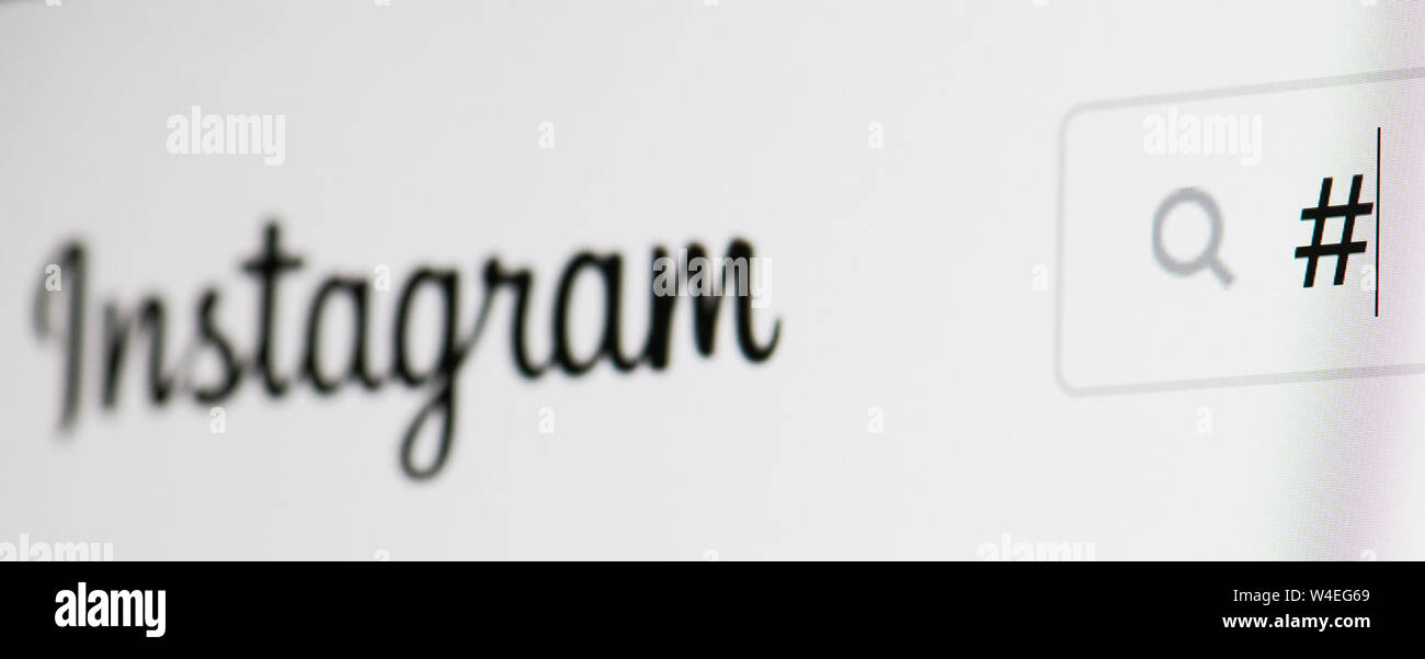 Instagram logo set hi-res stock photography and images - Alamy