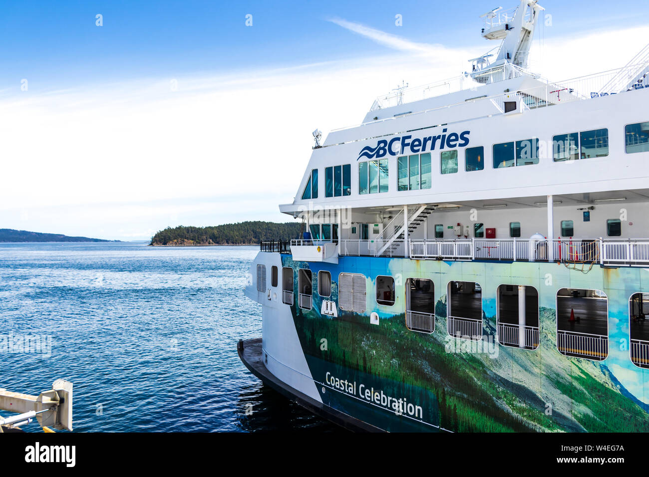 Transit ferry ferries hi-res stock photography and images - Alamy