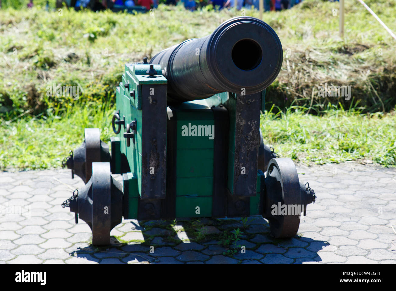 Old guns on wheels in 1812. Artillery fortress guns on wheels Stock ...