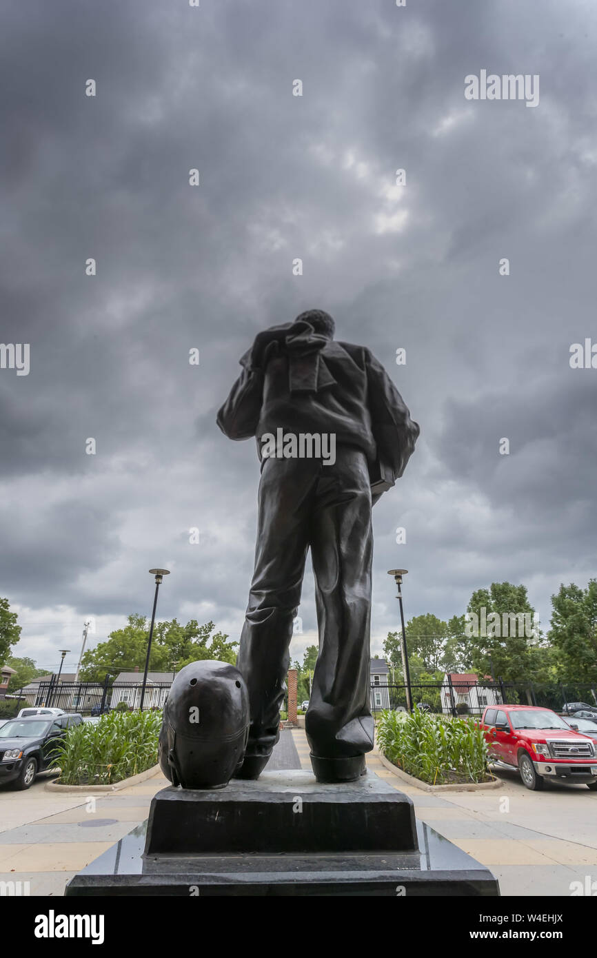 Iowa City, Iowa, USA. 21st July, 2019. Statue of Nile Clarke Kinnick Jr ...