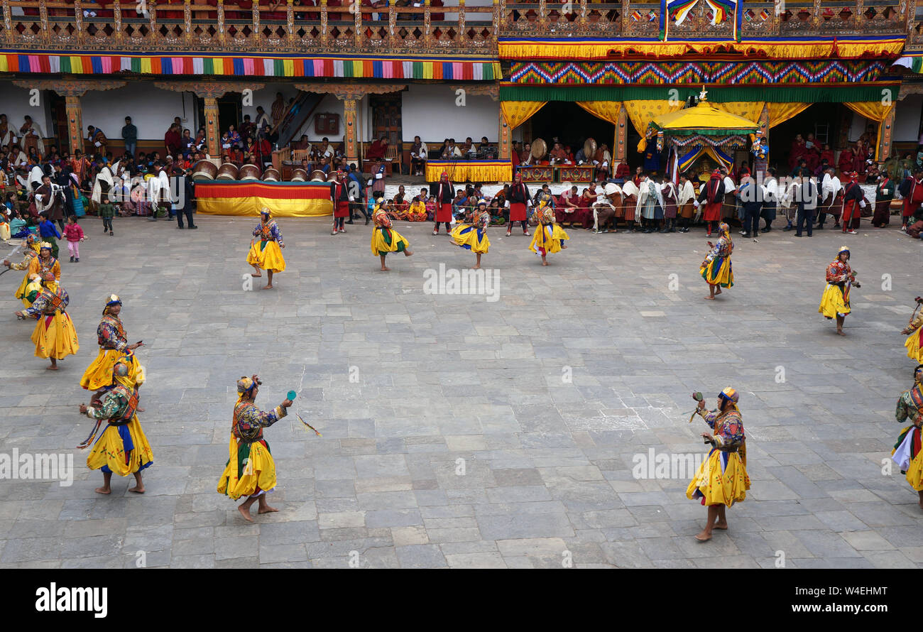 Traditional dances during the Tshechu Festival in Punakha Dzong ...