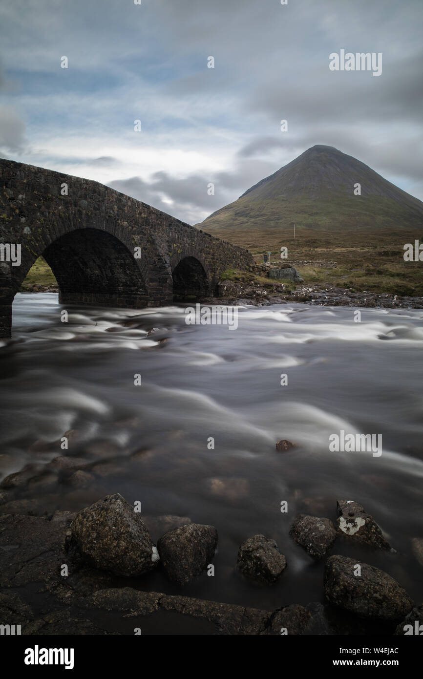 Old stone bridge at Sligachan, Isle of Skye, Scotland Stock Photo - Alamy