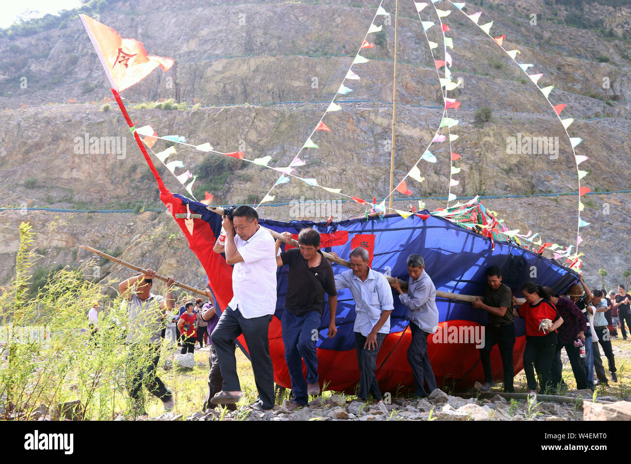 Solar blessing hi-res stock photography and images - Alamy