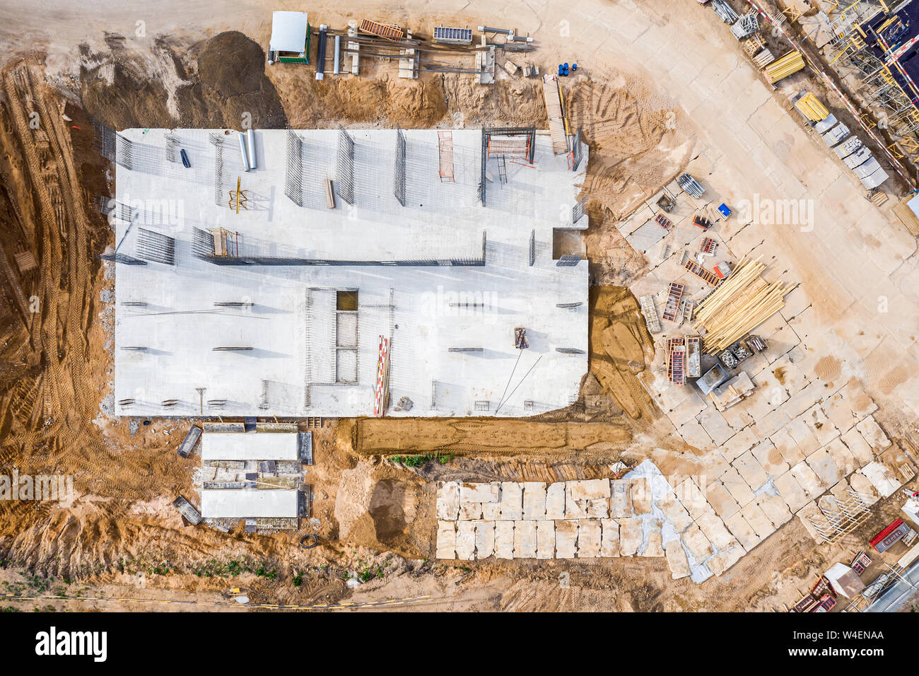 Load bearing walls hi-res stock photography and images - Alamy