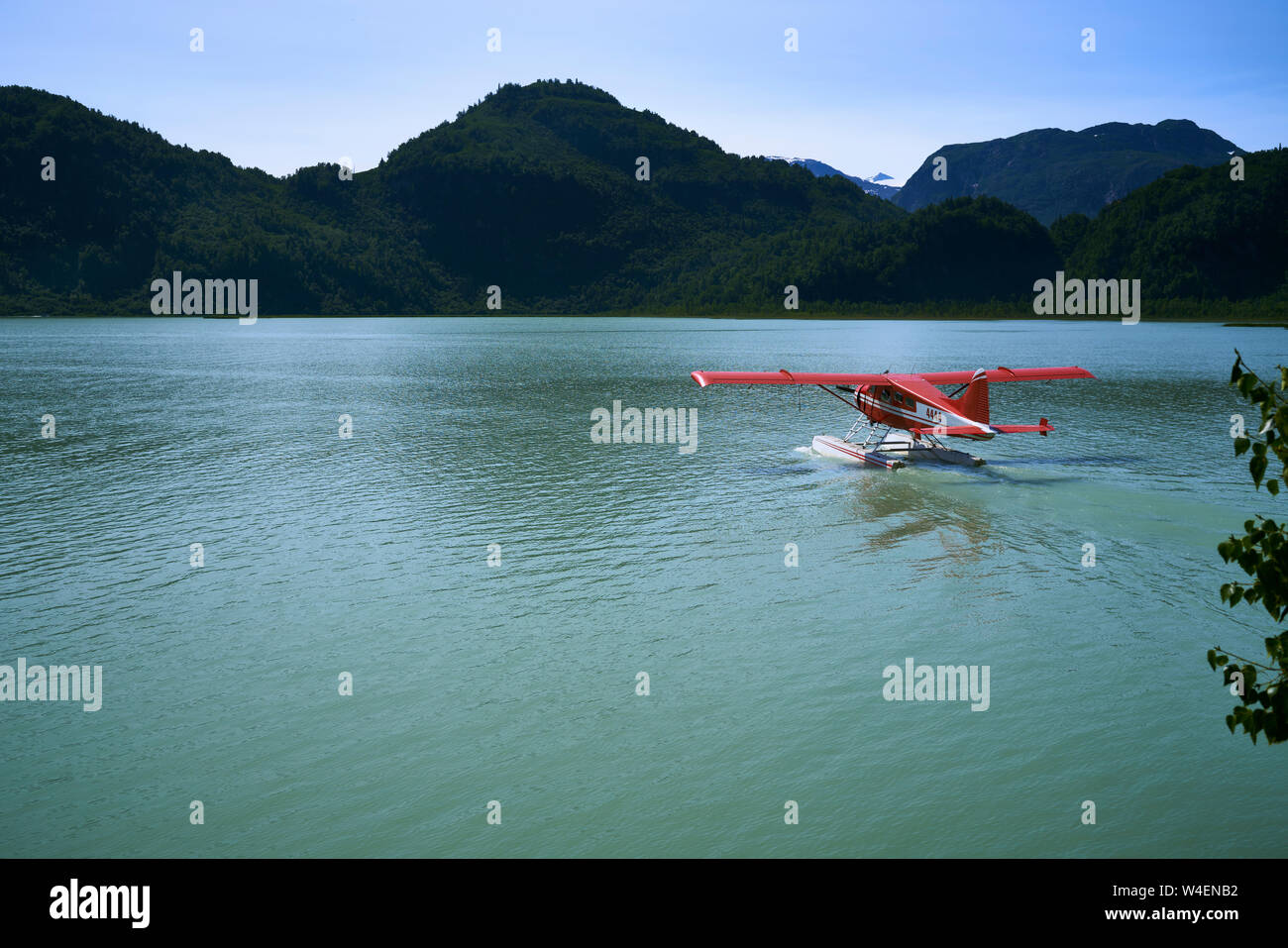 Single Engine Floatplane High Resolution Stock Photography and Images ...