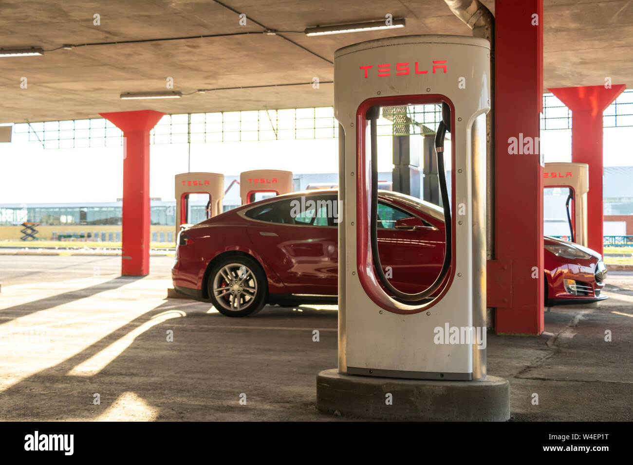Supercharging stall hi-res stock photography and images - Alamy