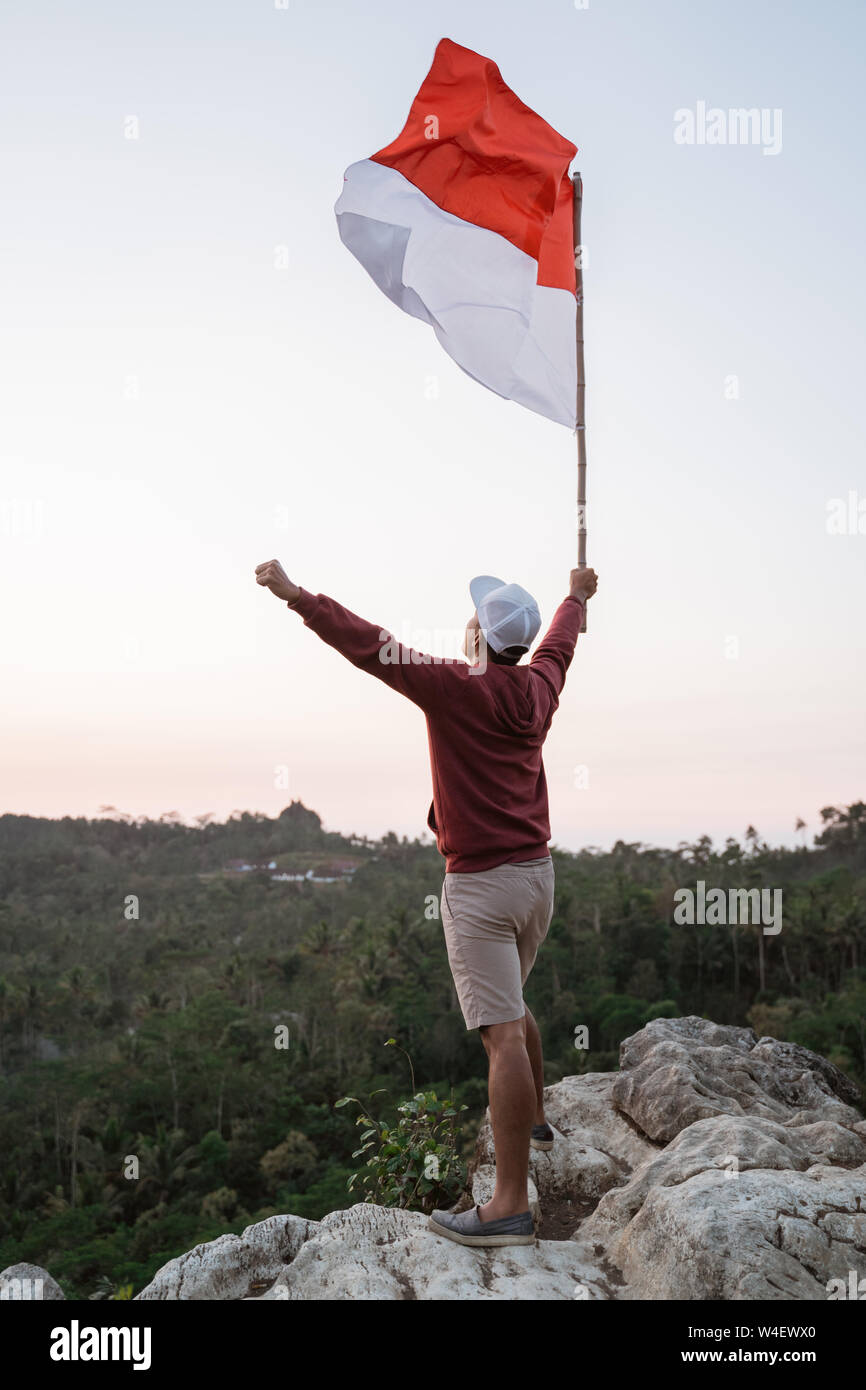 asian male with indonesian flag celebrating independence day Stock ...