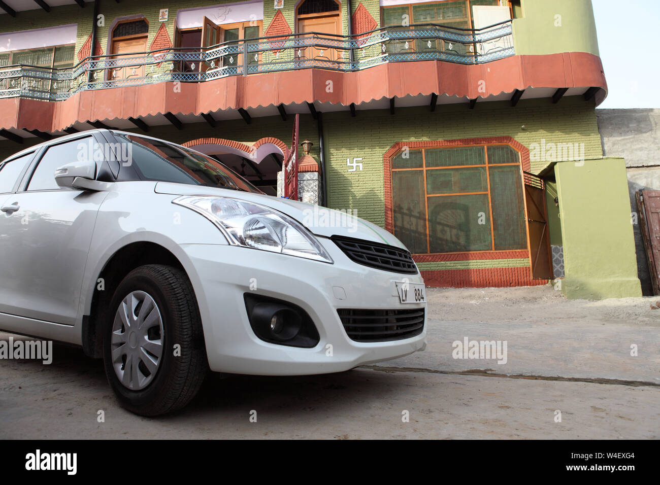 Car in front of a house Stock Photo - Alamy