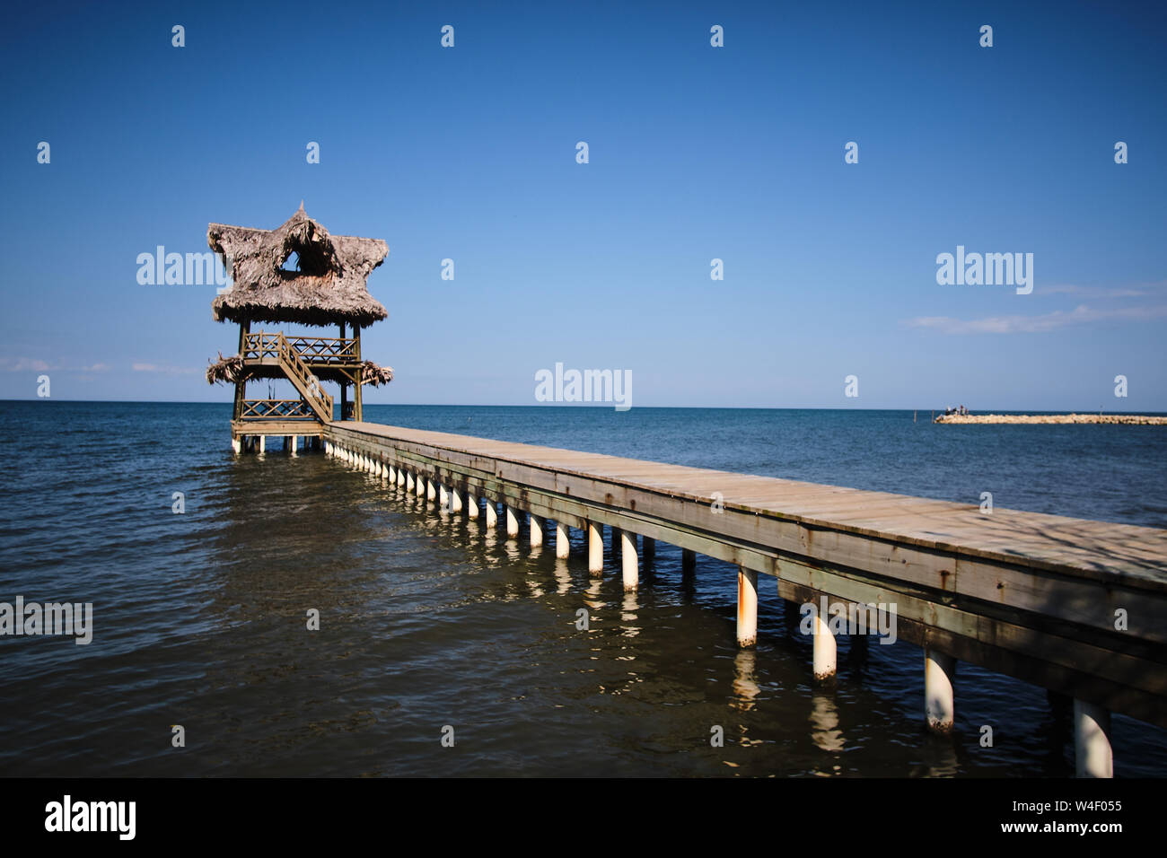 old pier in the Caribbean Stock Photo - Alamy