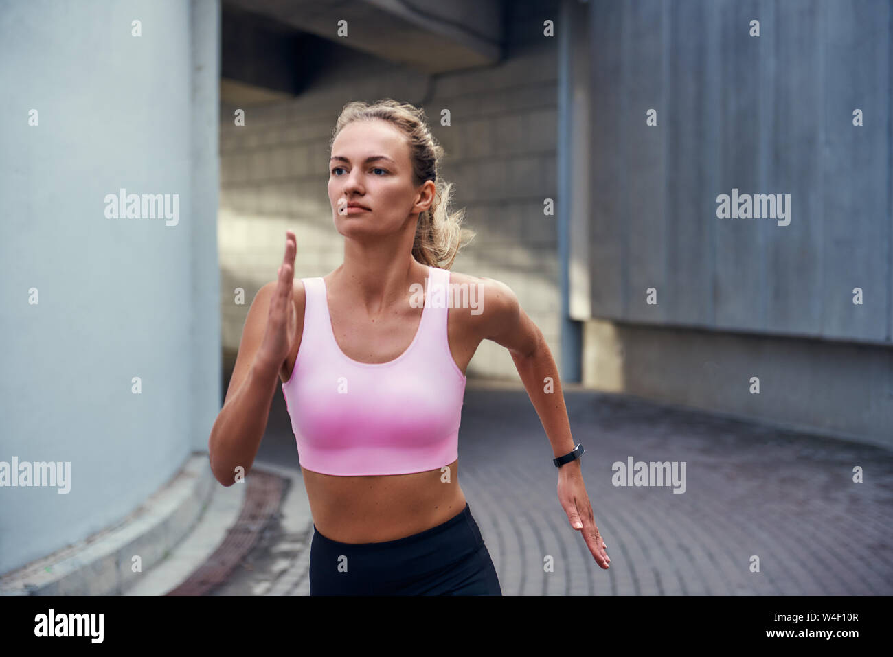 Motivation runner hi-res stock photography and images - Alamy