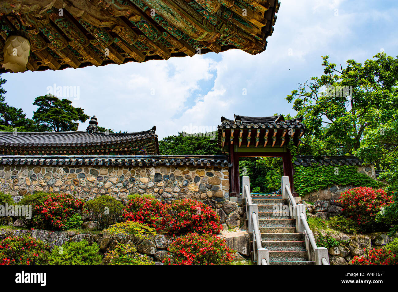 Old temple gardens hi-res stock photography and images - Alamy