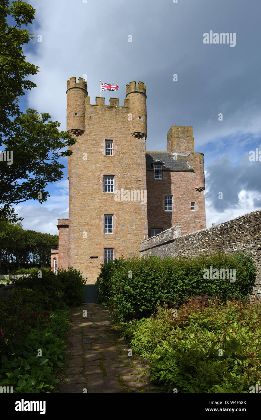 Queen mother castle of mey hi-res stock photography and images - Alamy