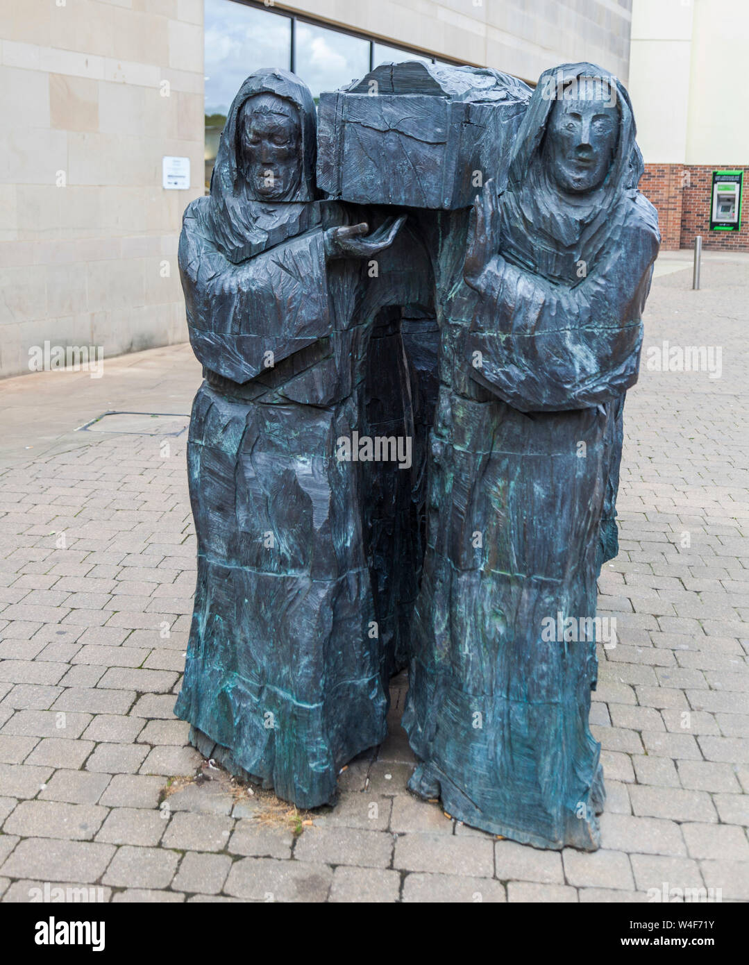 St cuthbert statue hi-res stock photography and images - Alamy