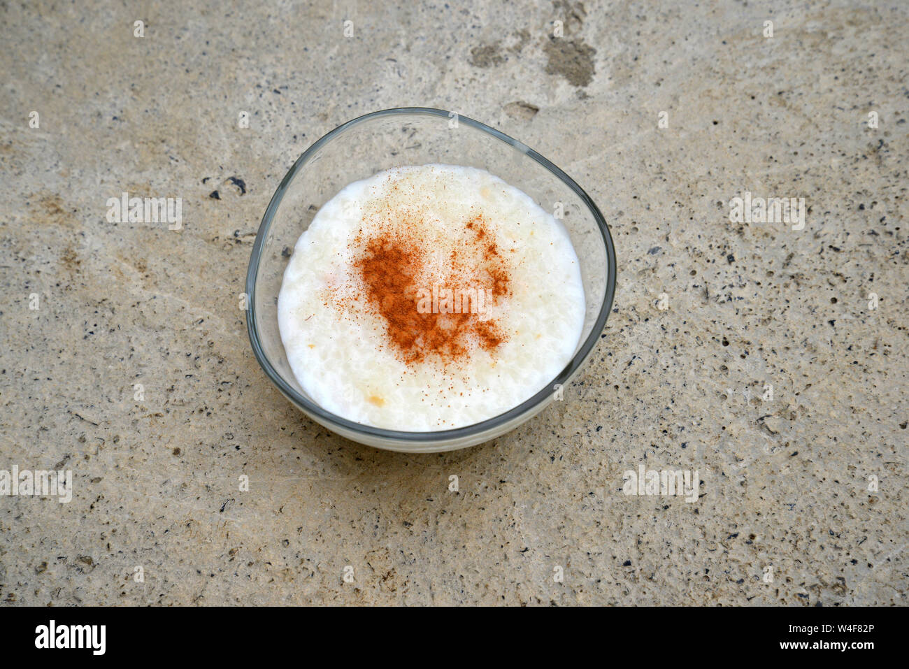 rice pudding in a bowl Stock Photo - Alamy