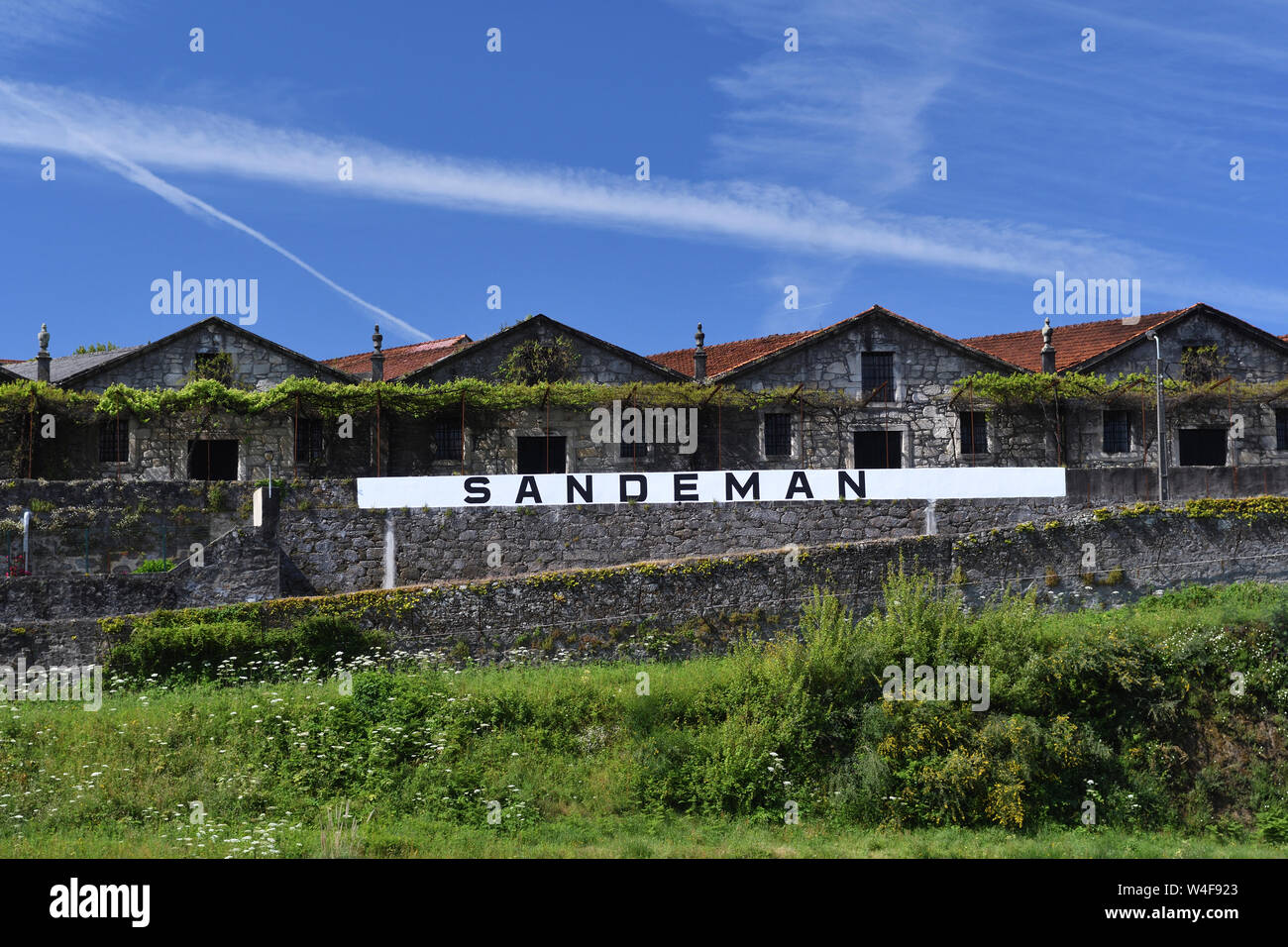 Sandeman sign hi-res stock photography and images - Alamy