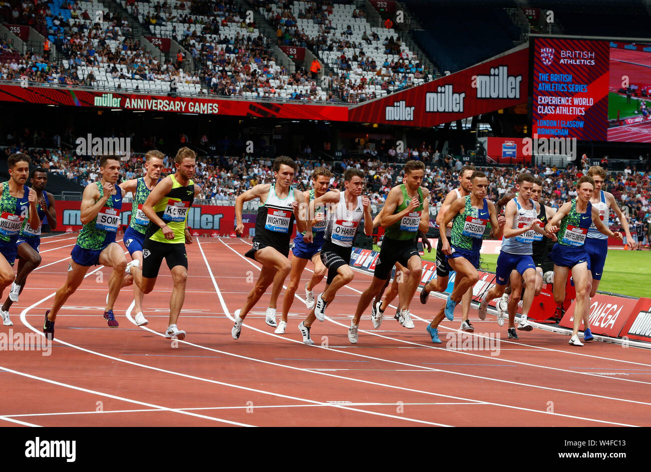 LONDON, ENGLAND. JULY 21: 1 Mile Men - Emsley Carr race during Day Two ...