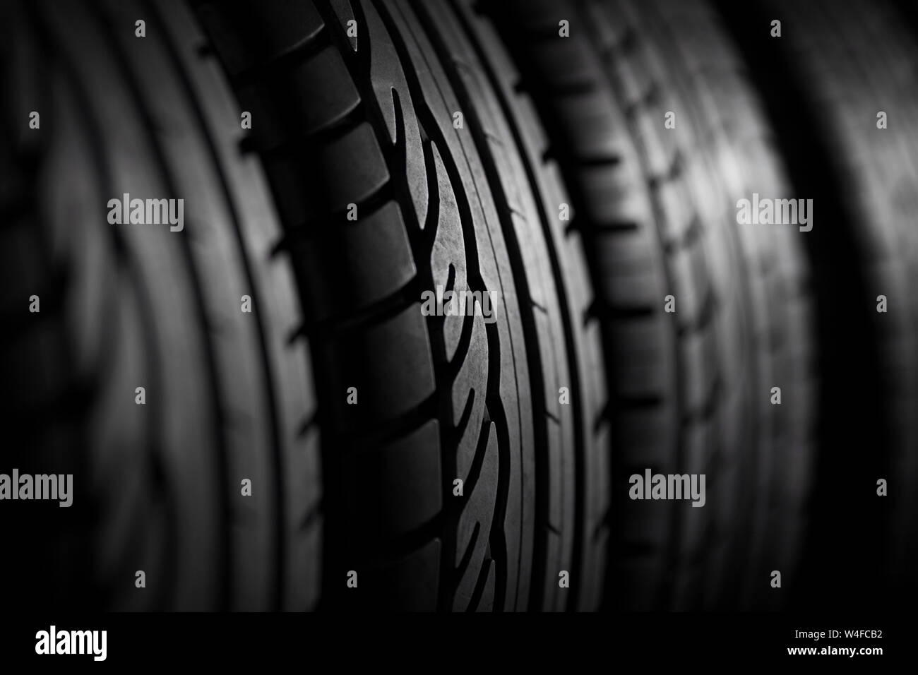 Horizontal align hi-res stock photography and images - Alamy