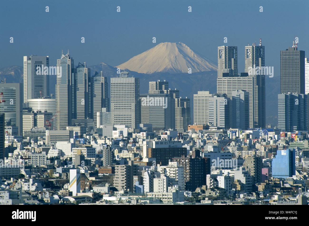 Japan, Honshu, Tokyo, Shinjuku Skyline and Mt.Fuji Stock Photo - Alamy
