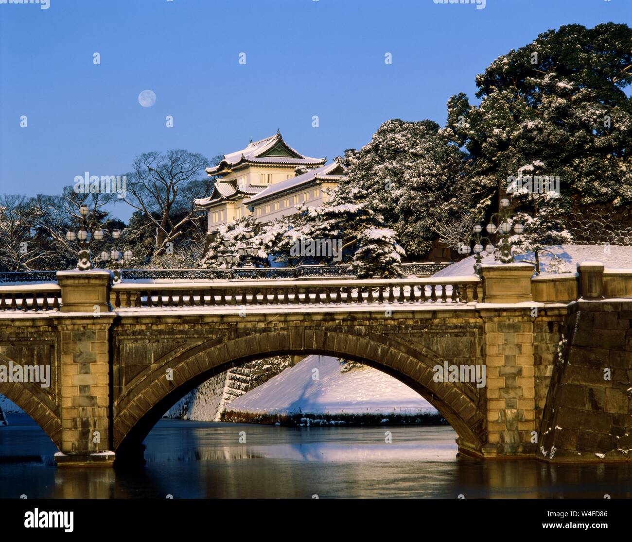 Japan, Honshu, Tokyo, Imperial Palace and Nijubashi Bridge in The Snow ...