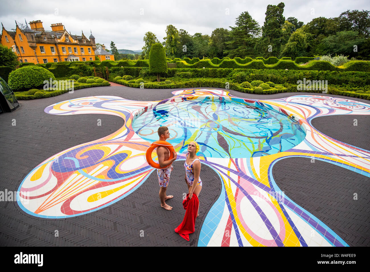 'Gateway', an intricately designed swimming pool by Portuguese artist ...
