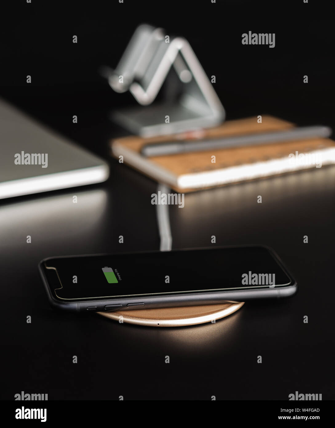 Induction charging hi-res stock photography and images - Alamy