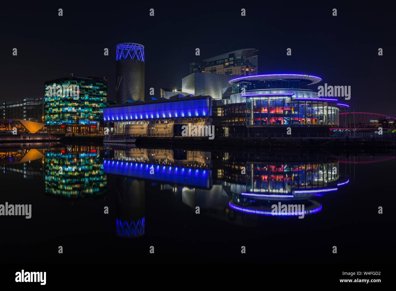The Digital World Centre building and the Lowry Arts Centre at night ...
