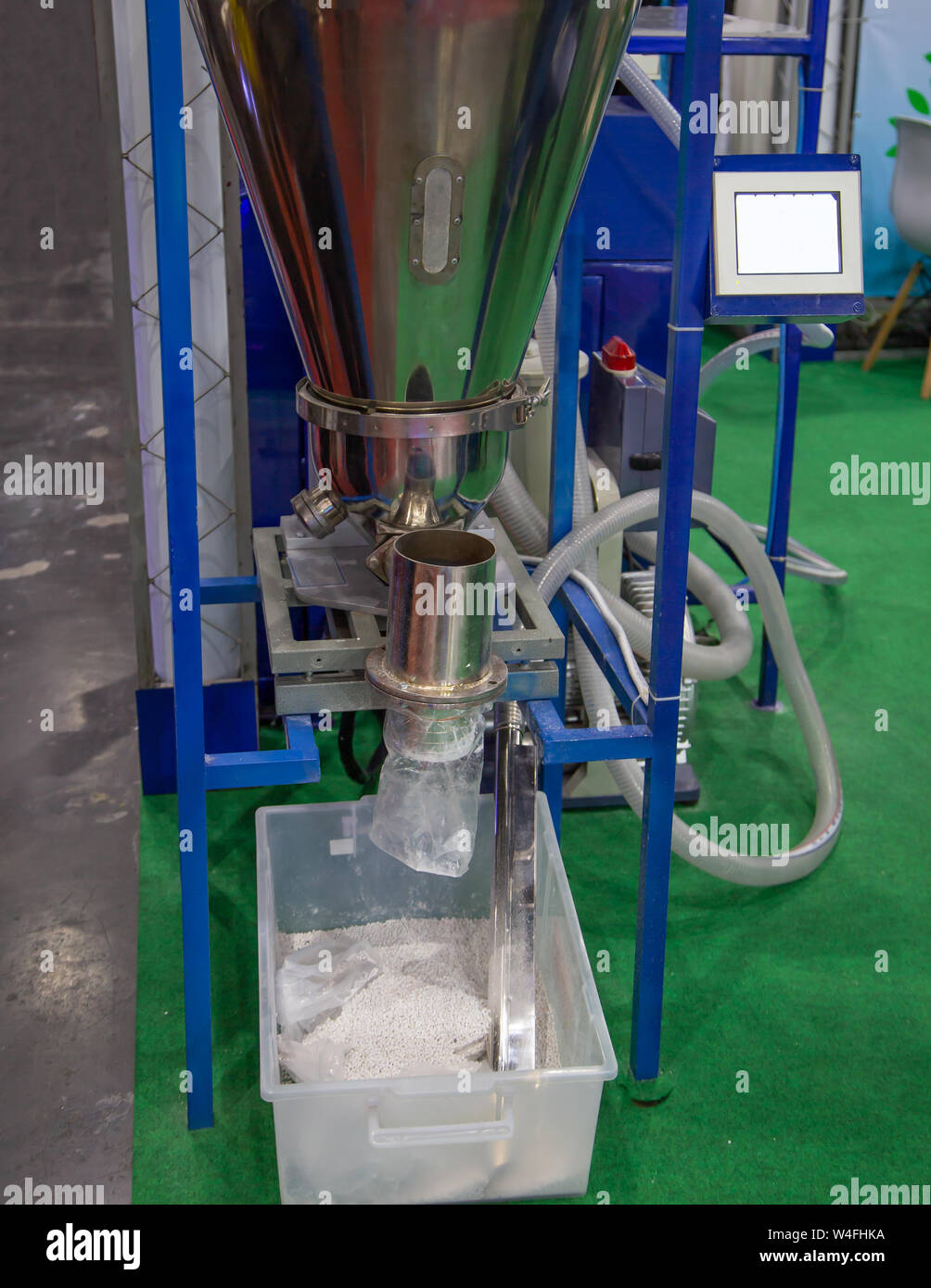 Plastic hopper hi-res stock photography and images - Alamy