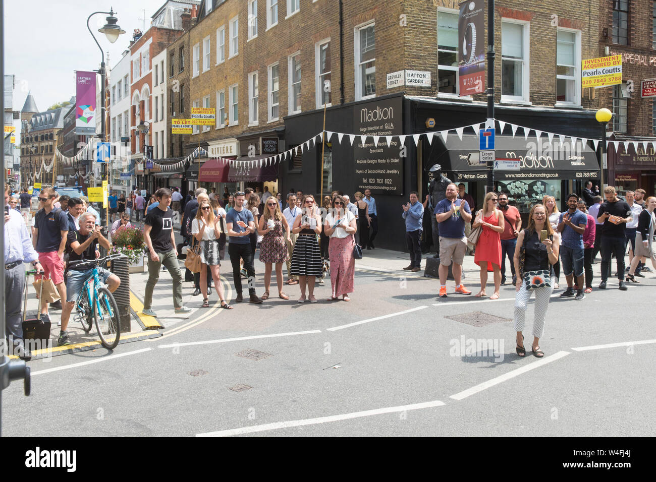 Hatton garden hi-res stock photography and images - Alamy